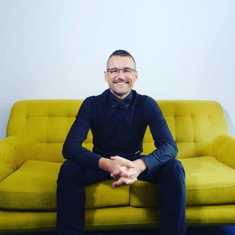 E208 – Natko Beck – Zašto su ljudi kao morski psi | Surove Strasti